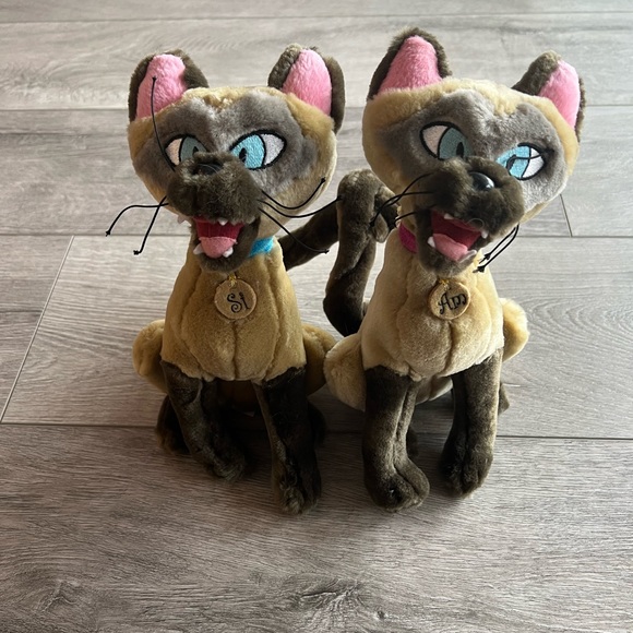 Disney | Toys | 99s Vintage Lady And The Tramp Siamese Cats Attached ...